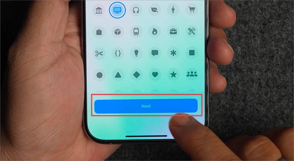 How to Show Your Name on iPhone Lock Screen