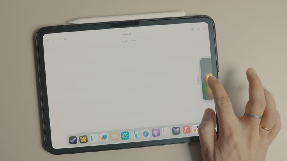 How to Use Split View in iPadOS 26 | appsntips
